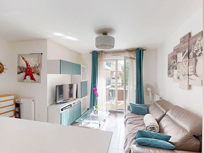 Appartement 2 pièces à vendre - Rosny-sous-Bois, Centre-ville
