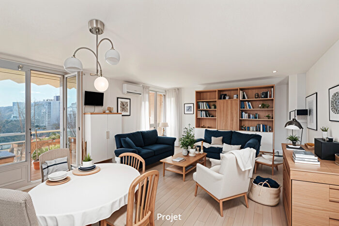 Appartement à vendre - Caluire-et-Cuire, Margnolles, Rhône - 4 pièces - 2 chambres