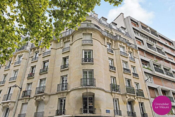 Appartement à vendre - Paris e , Montsouris, Dareau - 2 pièces - 1 chambre