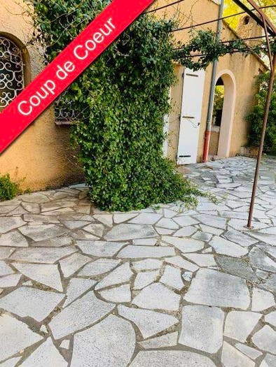 Maison 5 pièces à louer - Centre Ville, Saint-Maximin-la-Sainte-Baume
