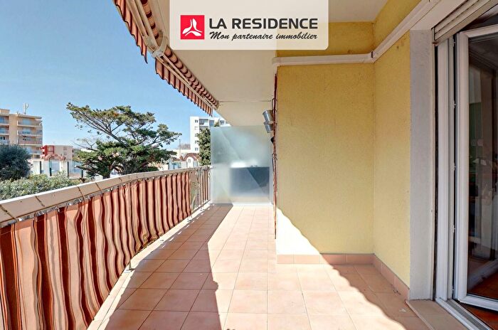 Appartement à vendre - Fréjus, Centre-ville - 3 pièces - 1 chambre