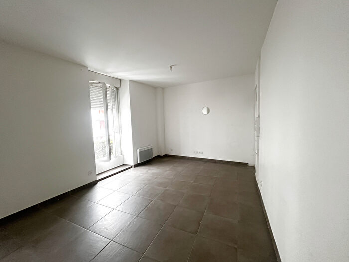 Appartement 2 pièces à Nîmes, Bir-Hakeim, à louer