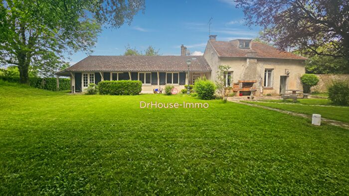 Maison 8 pièces à Nozay, à vendre