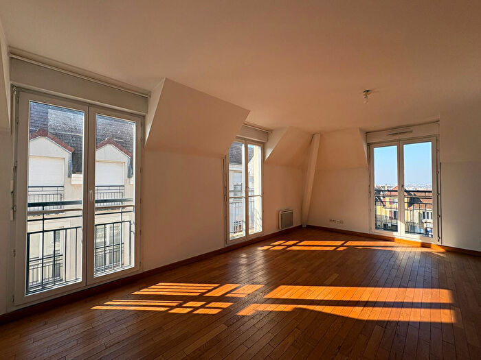 Appartement à louer - Sucy-en-Brie, Centre-ville - 2 pièces - 1 chambre