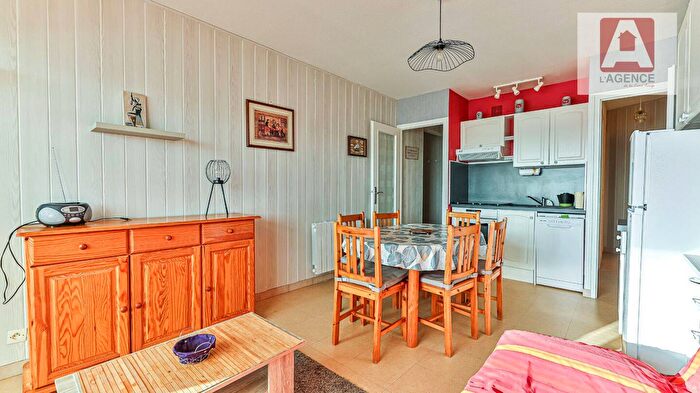 Appartement à louer - Fradiniere-Pissot-Pege-Demoiselles, Saint-Hilaire-de-Riez - 3 pièces - 2 chambres