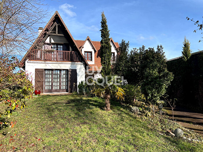 Maison à vendre - Sainte-Geneviève-des-Bois, Paul Vaillant Couturier - 6 pièces - 4 chambres