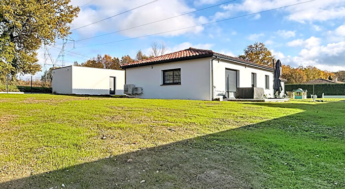 Maison à vendre - Saint-Étienne-de-Tulmont - 4 pièces - 3 chambres