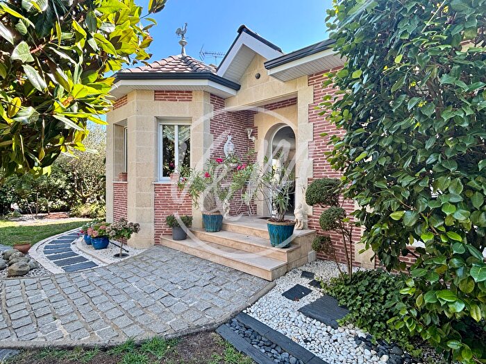 Maison 5 pièces à Andernos-les-Bains, Heyre, à vendre