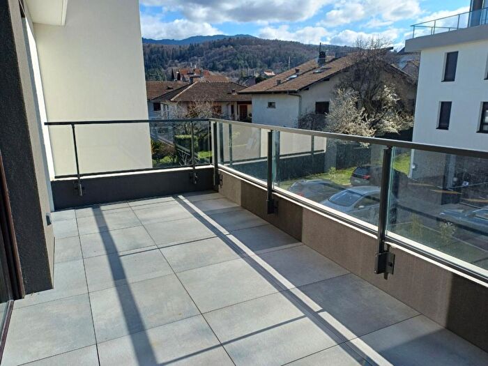 Appartement à louer - Thonon-les-Bains, Est - 2 pièces - 1 chambre