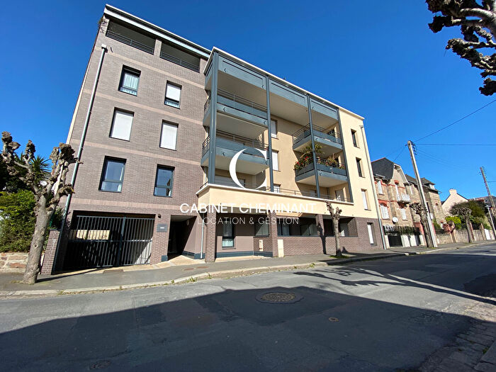 Appartement à louer - Dinard, Saint-Enogat, Port Blanc, Pointe de la Roche Pelée - 2 pièces - 1 chambre