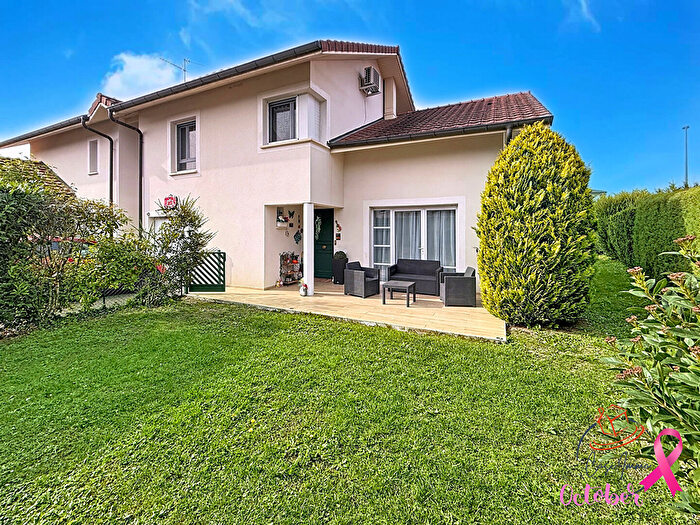 Maison à vendre - Prévessin-Moëns - 6 pièces - 5 chambres