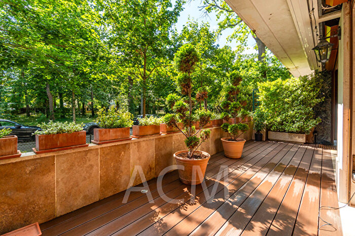 Maisons-Laffitte, Est : Appartement 5 pièces à vendre