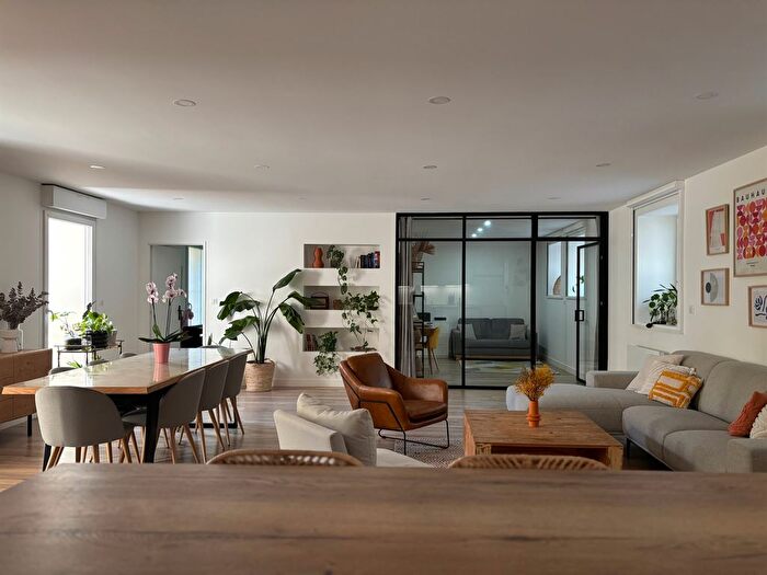 Appartement à vendre - Reims - 5 pièces - 3 chambres