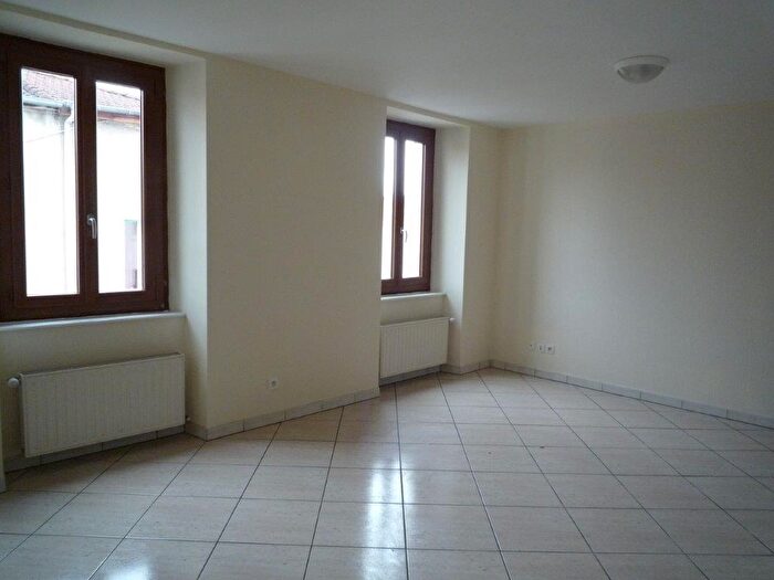 Appartement à louer - Toul, Centre-ville - 3 pièces - 2 chambres