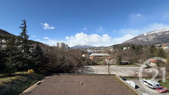 Appartement à vendre - Gap, Gap ville - 2 pièces - 1 chambre