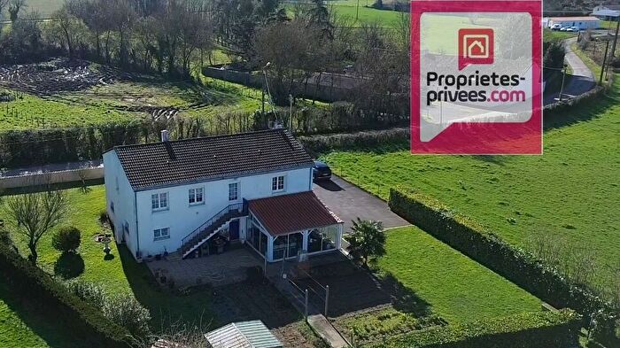 Maison à vendre - Chaix - 5 pièces - 4 chambres