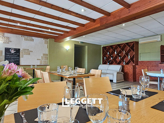 Maison à vendre - Nieul-sur-lAutise - 20 pièces - 5 chambres