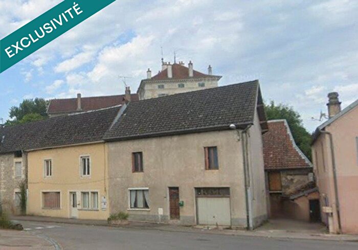 Maison 8 pièces à vendre à Fraisans