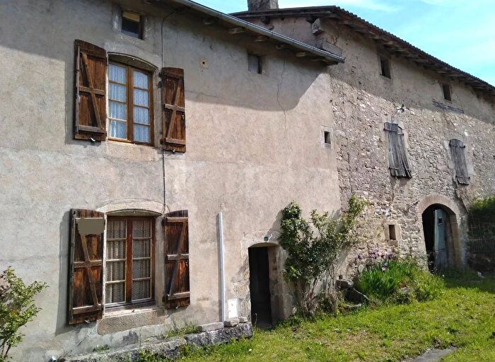 Maison à vendre - Saint-Hilaire-le-Château - 9 pièces - 6 chambres