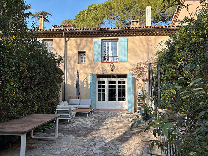 Appartement à vendre - Aix-en-Provence, Jas de Bouffan - 4 pièces - 3 chambres