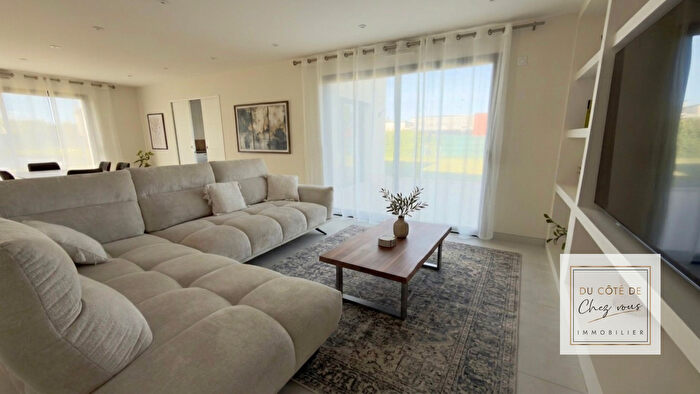 Maison 5 pièces à vendre à La Rivière-de-Corps