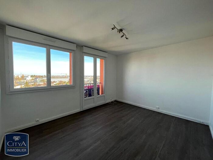 Laval, Hilard : Appartement 2 pièces à louer