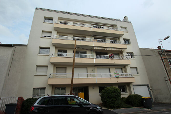 Appartement 4 pièces à Reims, Europe, Chemin Vert, à louer