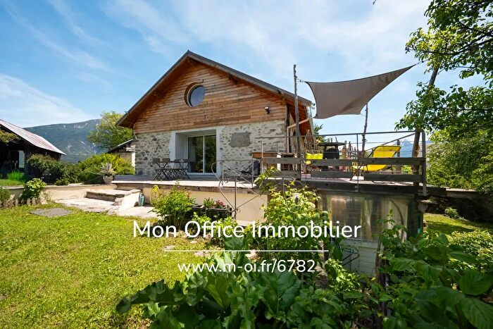 Embrun : Maison 5 pièces à vendre