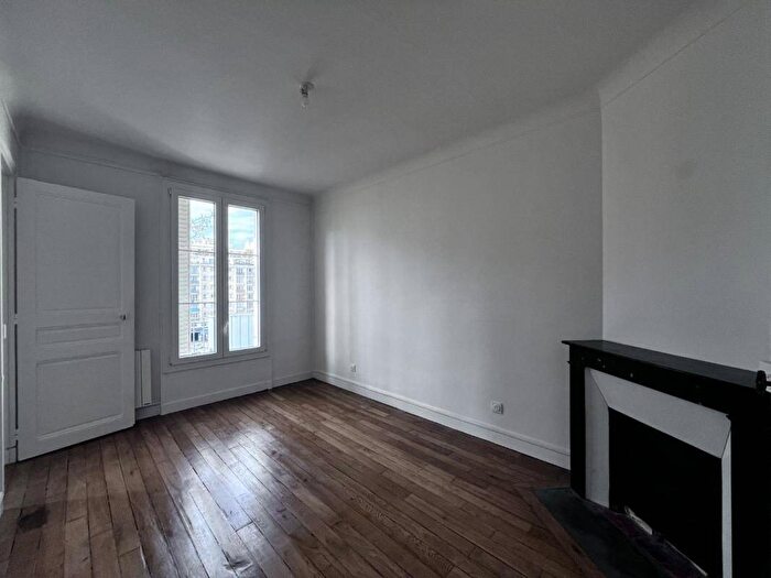Appartement à louer - Cambronne-Garibaldi, Paris ème arrondissement - 2 pièces - 1 chambre