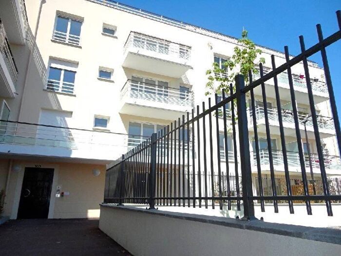 Appartement à louer - Rive Droite-Apport Paris Gare, Corbeil-Essonnes - 2 pièces - 1 chambre
