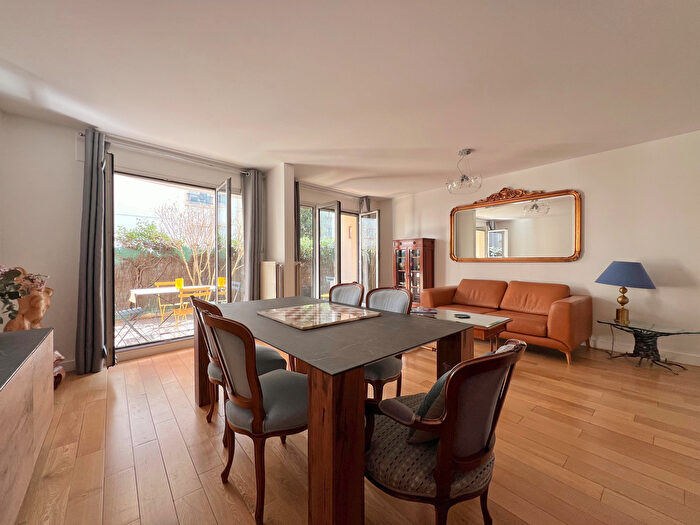 Appartement 5 pièces à Asnières-sur-Seine, Centre-ville, à vendre
