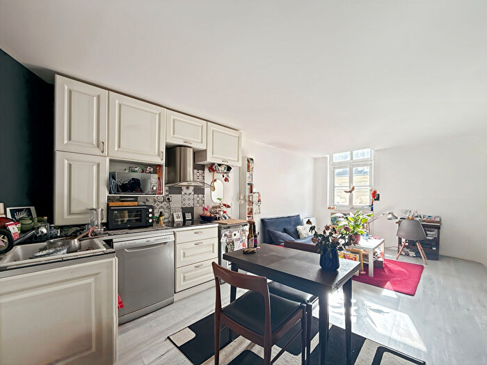 Appartement à vendre - Quartiers Centre, Centre-ville - 2 pièces - 1 chambre