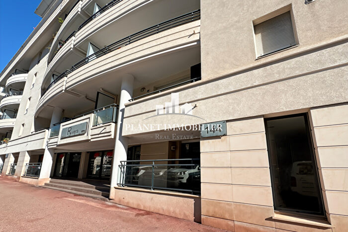 Appartement 3 pièces à vendre - Antibes, Antibes-les-Pins, Trianon, Le Fournel, Peyregoue