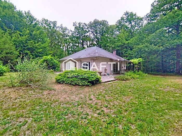 Maison 5 pièces à Montbouy, à vendre