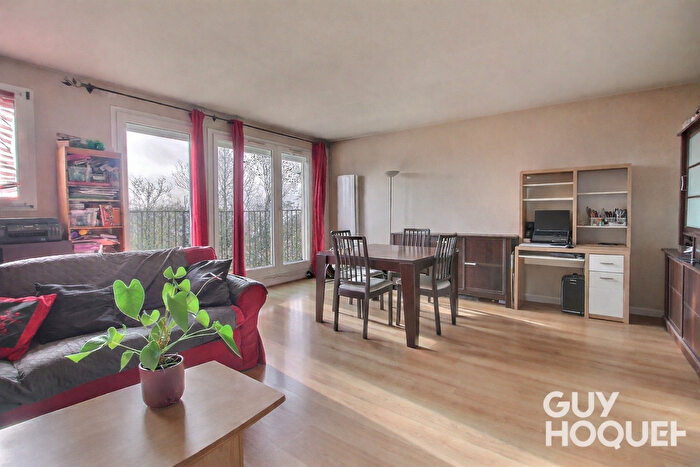 Appartement à vendre - Viry-Châtillon, Le Plateau - 4 pièces - 3 chambres