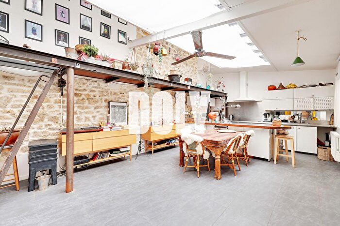 Appartement à vendre - Paris e , République, Saint-Ambroise - 8 pièces - 4 chambres