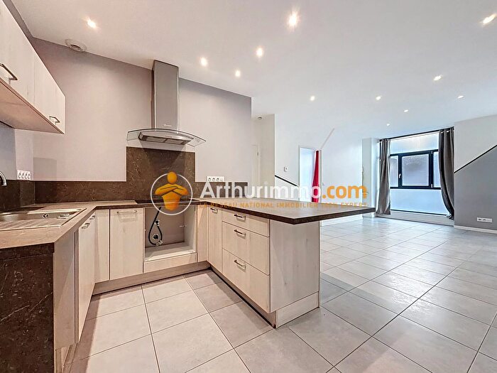 Appartement à vendre - Bourgoin-Jallieu, Centre-ville, Pont Saint-Michel - 2 pièces - 1 chambre