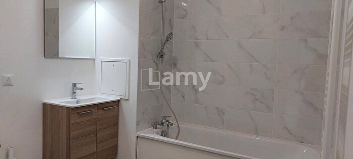 Appartement à louer - Chemin de Fer, Coulommiers - 3 pièces