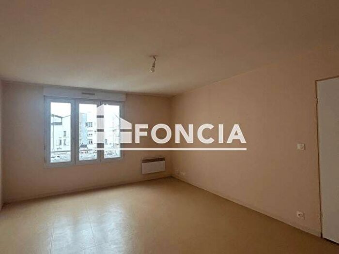 Appartement à louer - Cigogne, Orléans - 3 pièces - 2 chambres