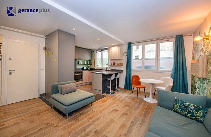 Appartement à vendre - Paris e , La Fourche, Guy Moquet - 3 pièces - 2 chambres