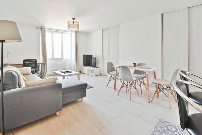 Grand Charran-Faventines, Valence : Appartement 2 pièces à louer