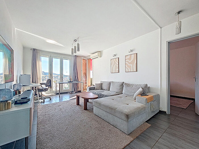 Appartement à vendre - Marseille e , La Pomme - 3 pièces - 2 chambres