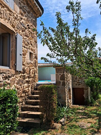 Maison à vendre - Peaugres - 8 pièces - 5 chambres