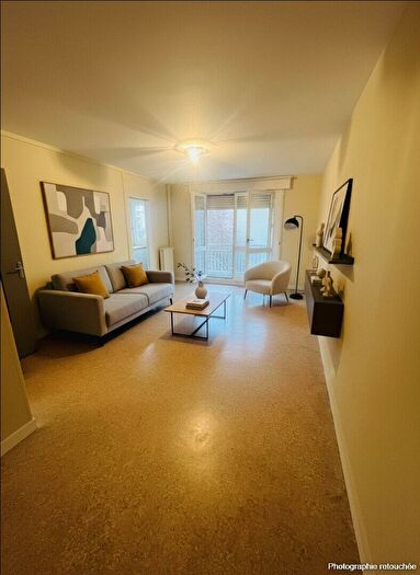 Appartement à louer - Beaumont-Vauquois, Orléans - 1 pièce