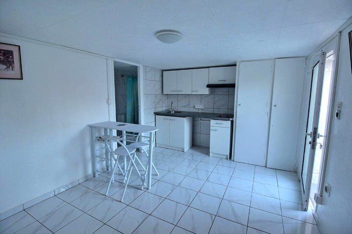 La Cadiere, Saint-Victoret : Appartement 1 pièce à louer