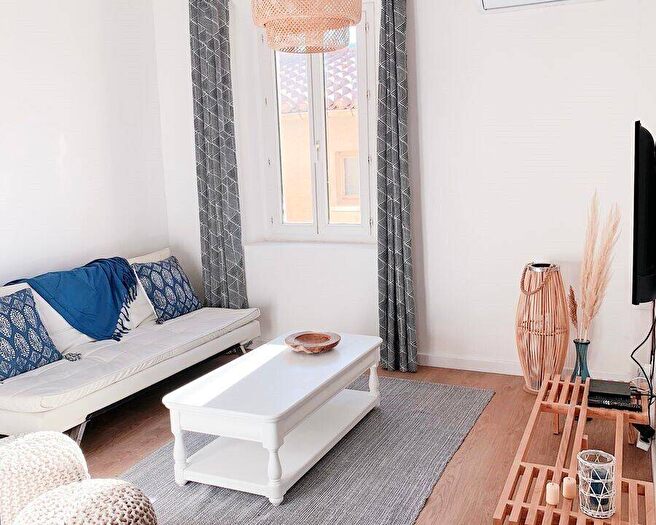 Appartement à louer - Peripherie, Port-Vendres - 3 pièces - 2 chambres