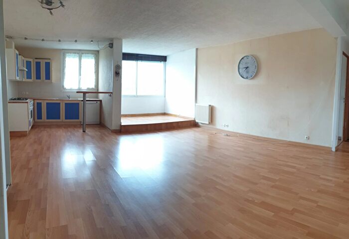 Appartement à vendre - Saran - 2 pièces - 1 chambre