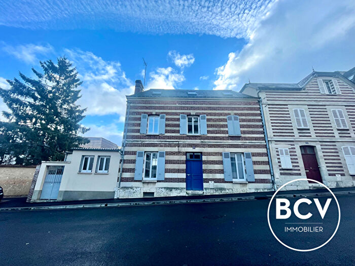 Maison à louer - Chartres, Chanzy, Bonnard - 5 pièces - 4 chambres