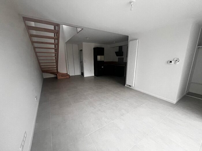 Laval, Les Pommeraies : Appartement 4 pièces à louer