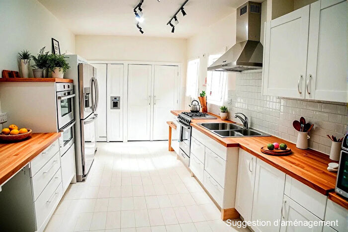 Maison à vendre - Le Pradet - 6 pièces - 5 chambres